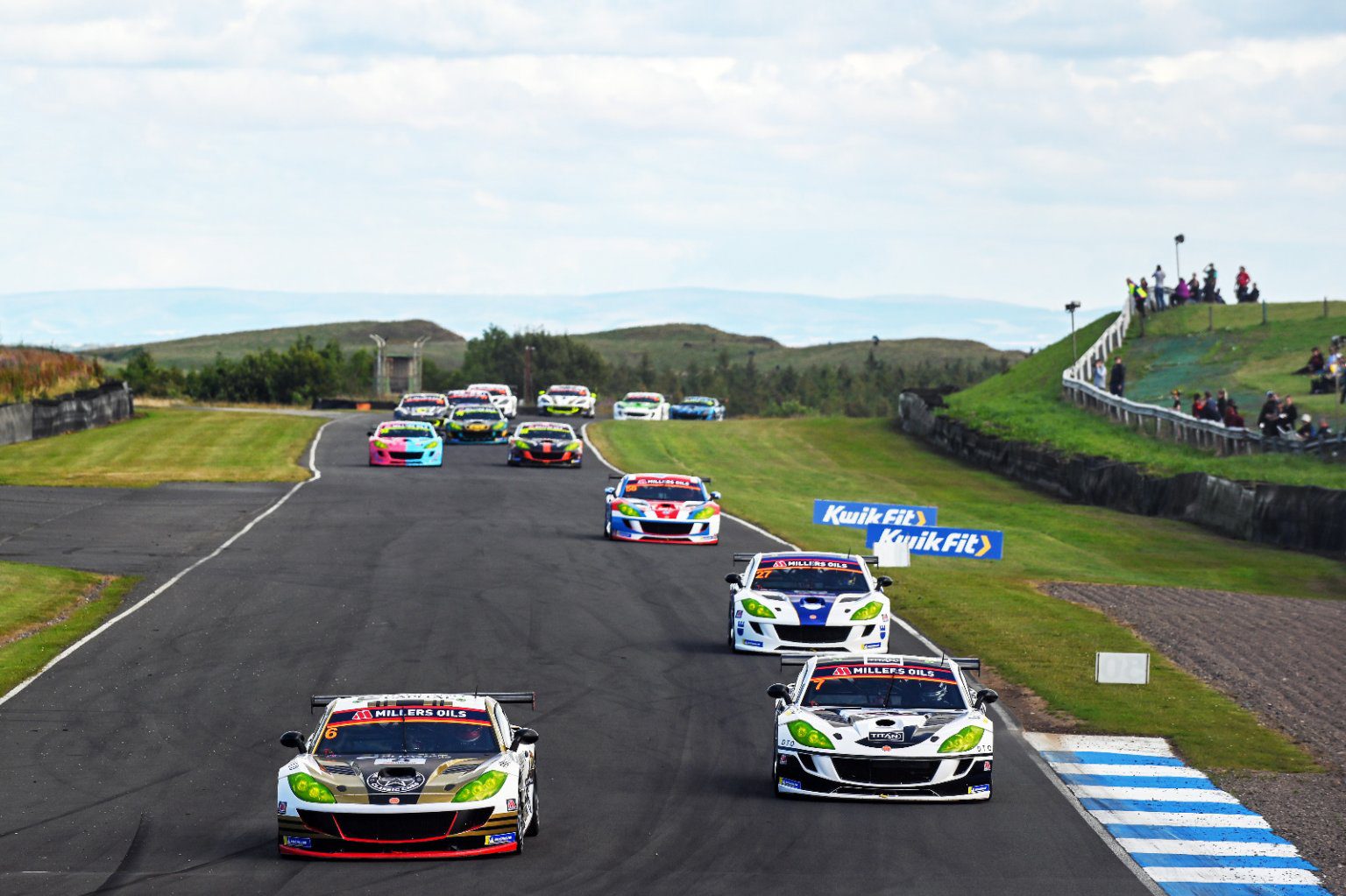 2022 Ginetta Race Report: Knockhill - Millers Oils